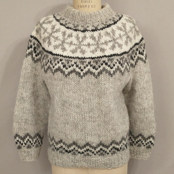 Hilda Ltd | Sweaters | Soft Icelandic Wool Lopelesa Sweater Natural ...